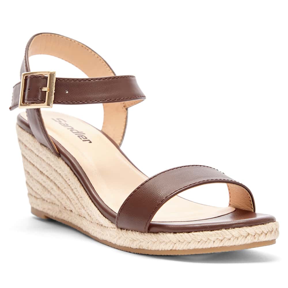 Annie Wedge in Chocolate Smooth