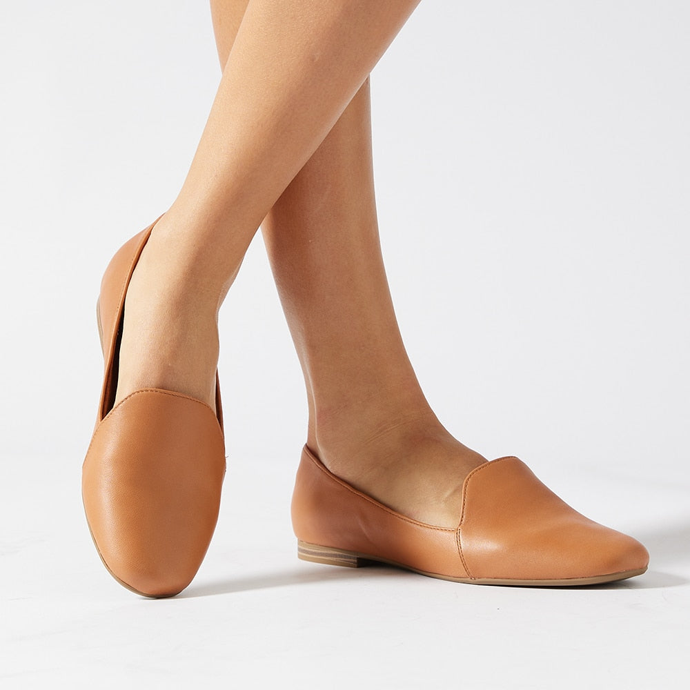 Castle Loafer in Cognac Leather | Wide Steps | Shoe HQ