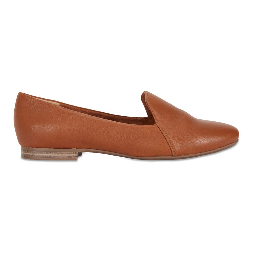 Castle Loafer in Cognac Leather | Wide Steps | Shoe HQ