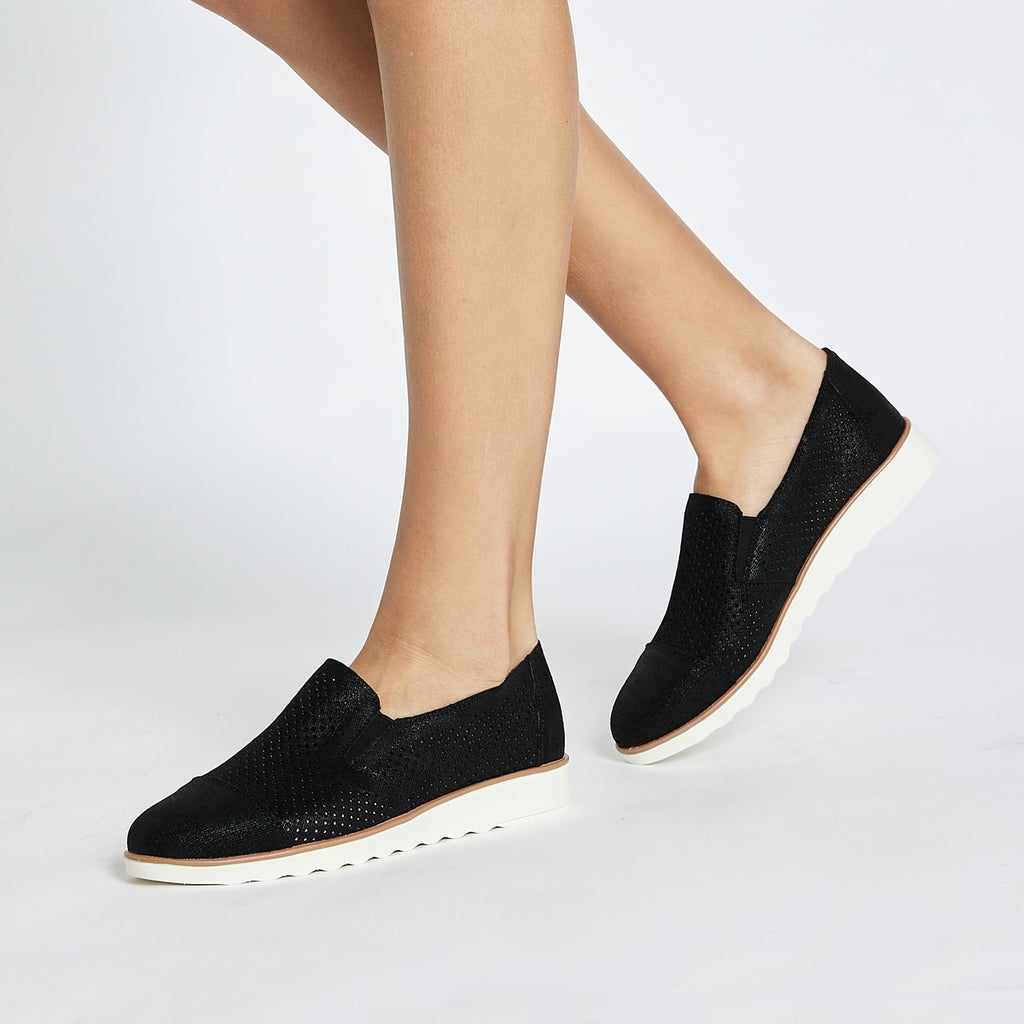 Davis Sneaker in Black Leather | Easy Steps | Shoe HQ