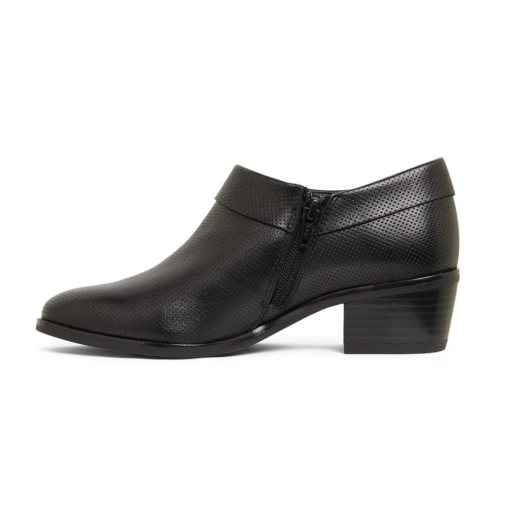 Jackson Boot in Black Leather | Easy Steps | Shoe HQ