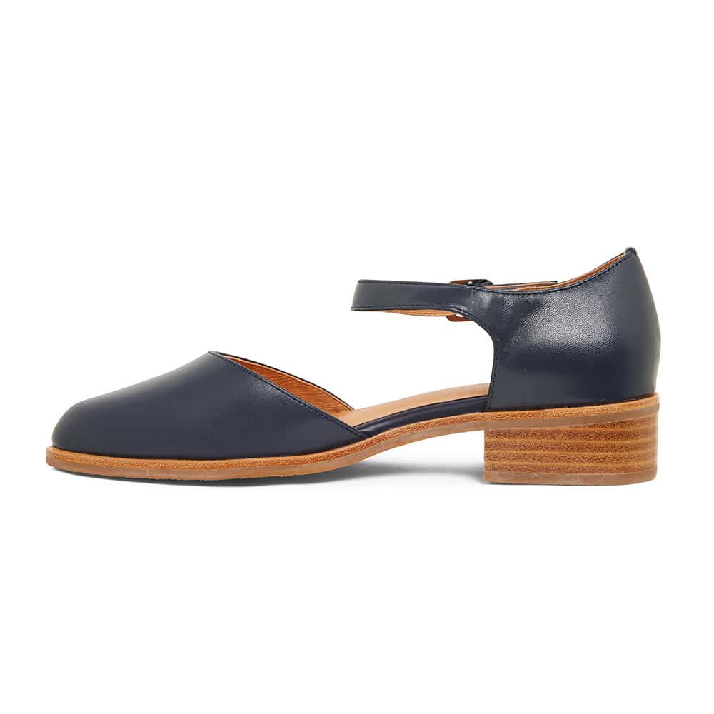 Jesinta Flat in Navy Leather | Easy Steps | Shoe HQ
