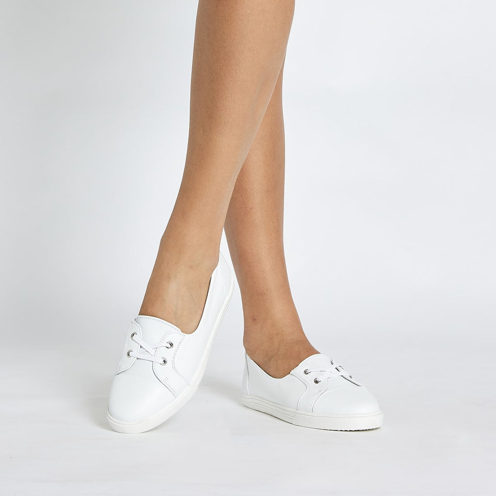 Vectra Sneaker in White Leather | Easy Steps | Shoe HQ