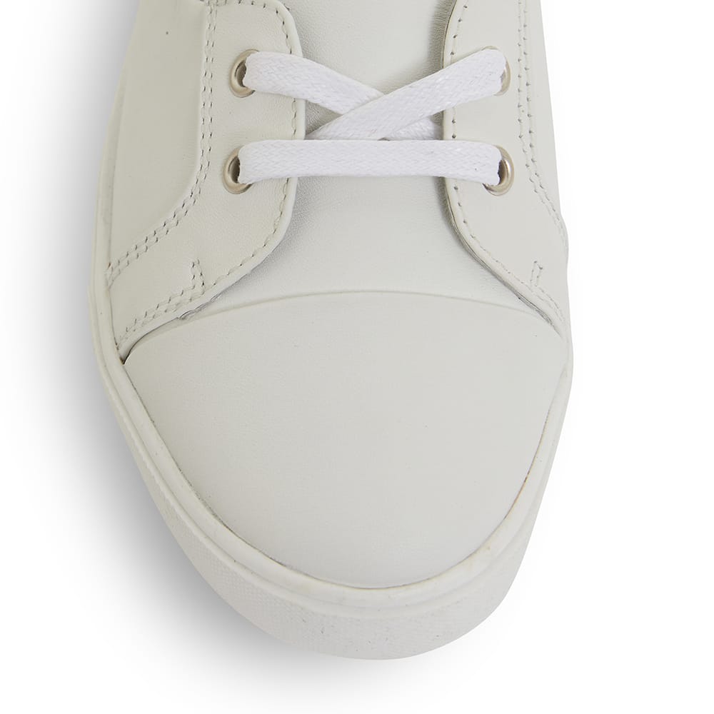 Vectra Sneaker in White Leather | Easy Steps | Shoe HQ