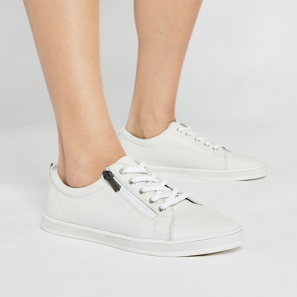 Whisper Sneaker in White Leather | Easy Steps | Shoe HQ