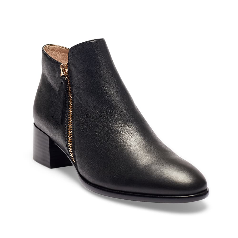 Aaron Boot in Black Leather | Jane Debster | Shoe HQ