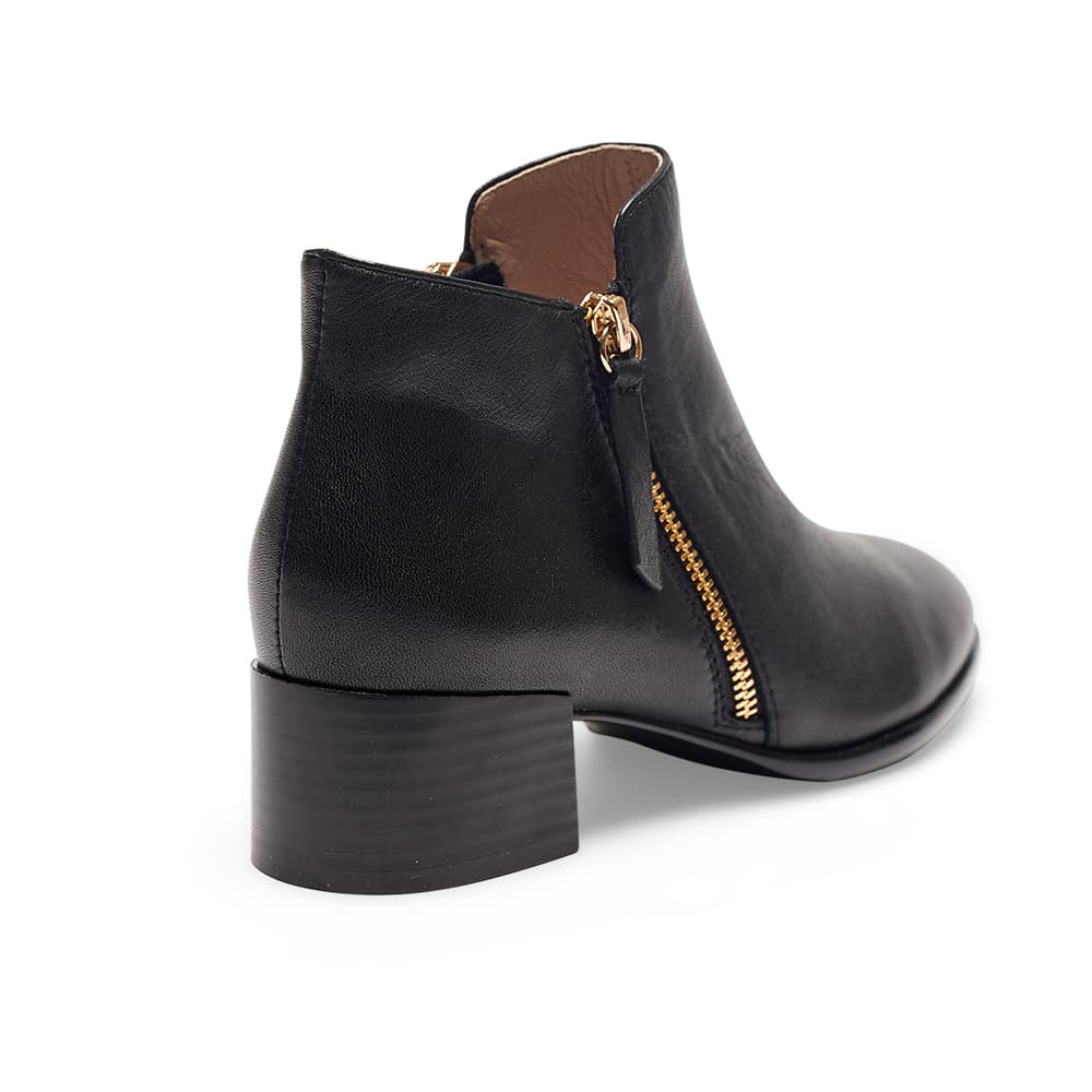 Aaron Boot in Black Leather | Jane Debster | Shoe HQ