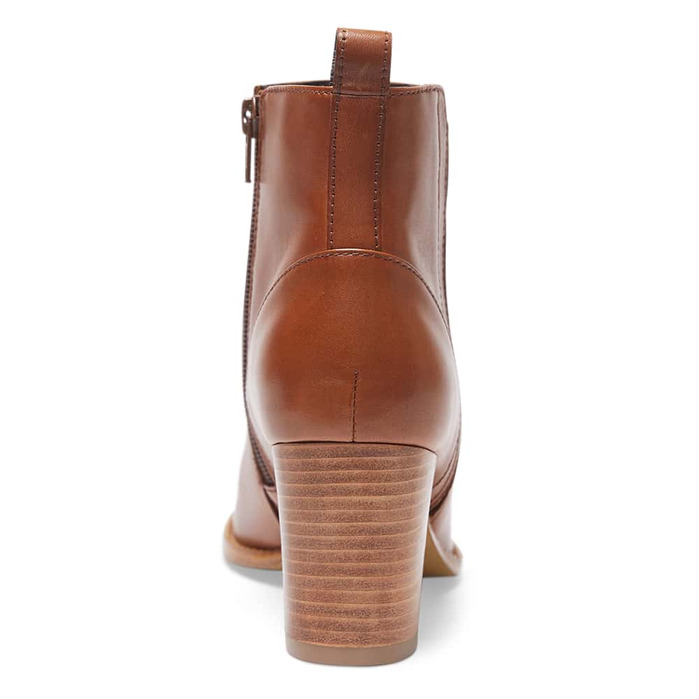 Geronimo Boot in Mid Brown Leather | Jane Debster | Shoe HQ