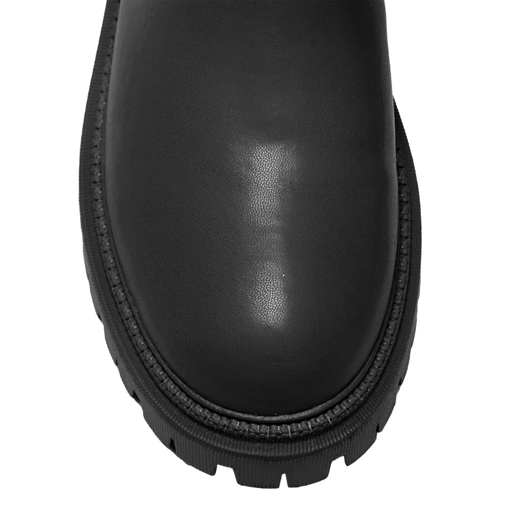 Ryan Boot in Black Smooth