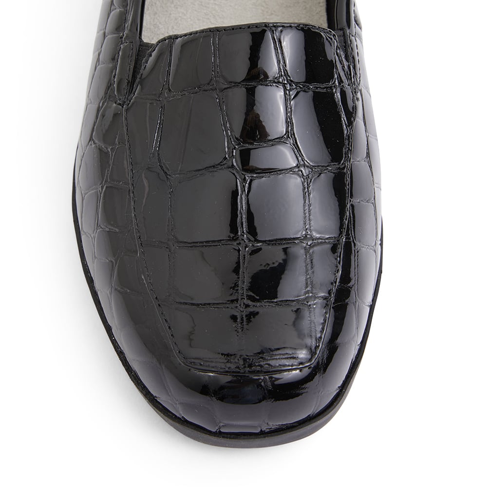 Verse Loafer in Black Patent | Wide Steps | Shoe HQ