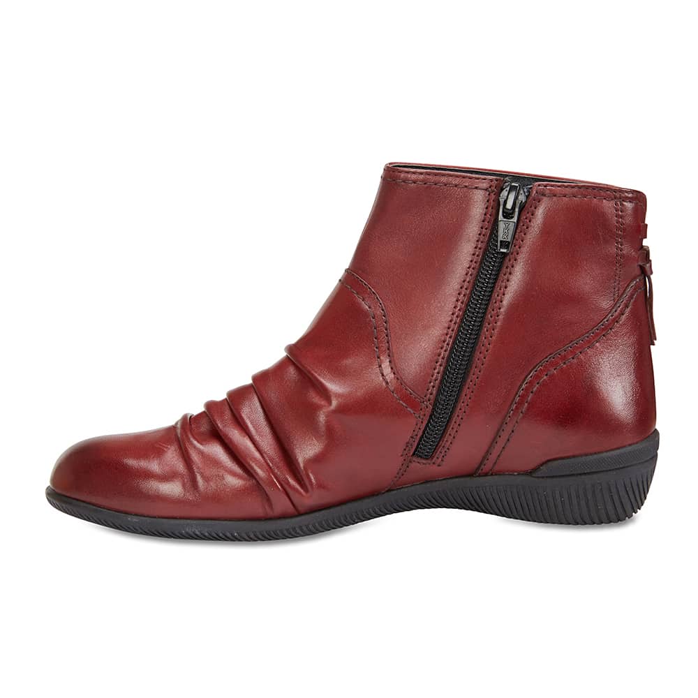 Wide Steps | Waltz Boot in Red Leather